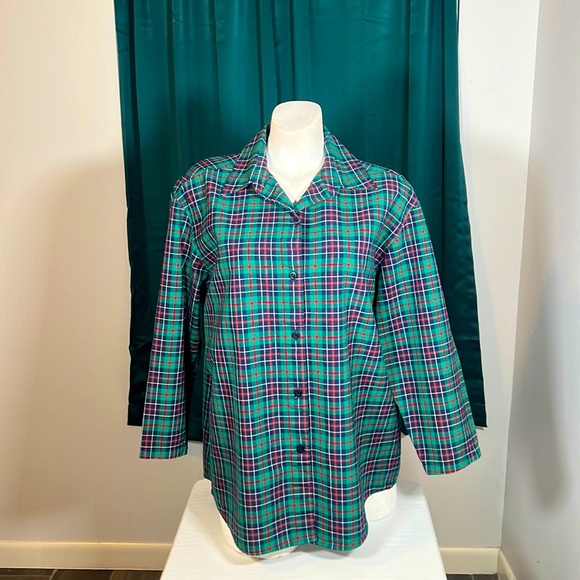 Pendleton | Tops | Womens Vintage Mint Condition Plaid Pendleton Button Down Shirt | Poshmark
